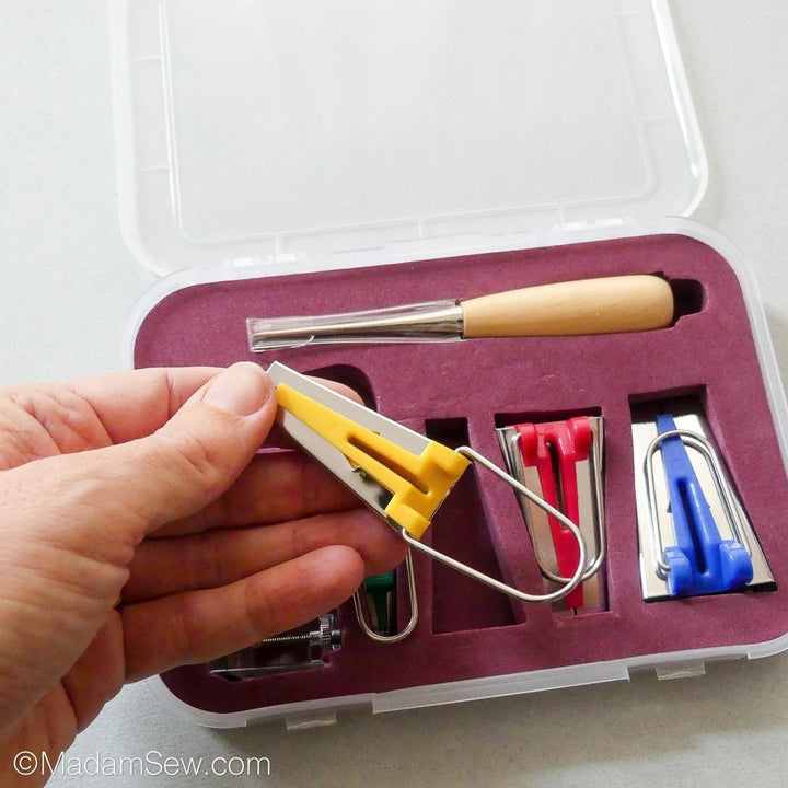 Sewing tools for beginners online | MadamSew